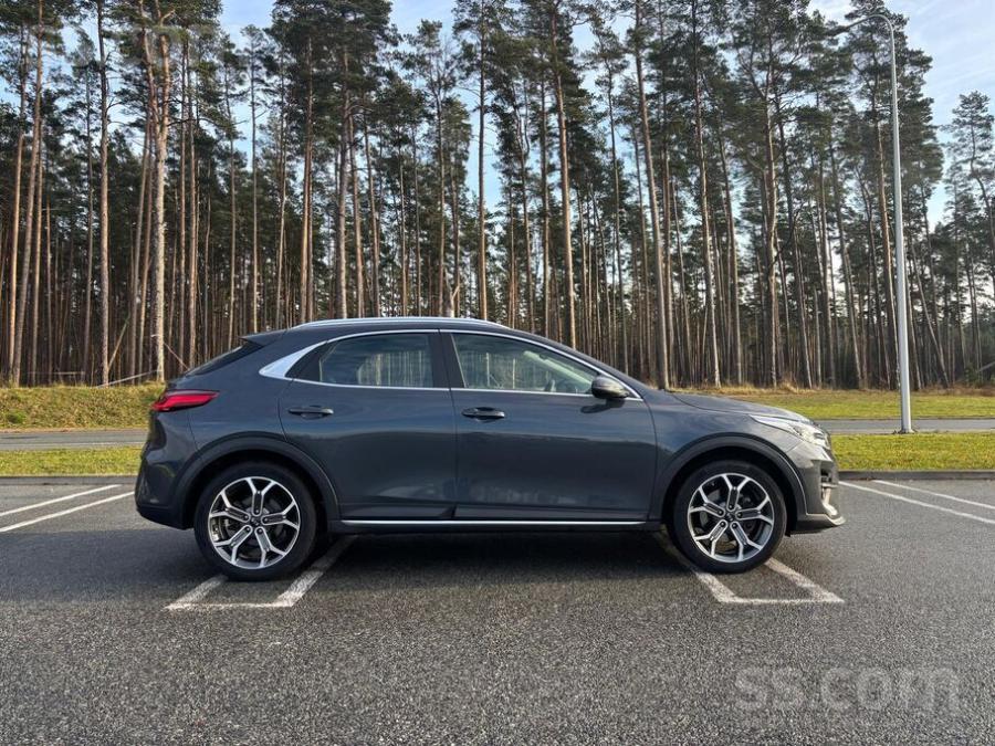Pelēks Kia XCeed 2021 Rīga, ar dzinēja tilpumu 1.60 L un nobraukumu 30 tūkst. km par 19200 €, foto 5 vietnē AUTOMOTO.COM.LV