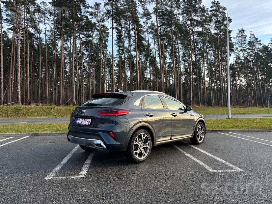 Pelēks Kia XCeed 2021 Rīga, ar dzinēja tilpumu 1.60 L un nobraukumu 30 tūkst. km par 19200 €, foto 6 vietnē AUTOMOTO.COM.LV