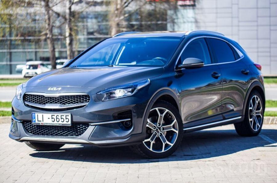 Pelēks Kia XCeed 2021 Rīga, ar dzinēja tilpumu 1.50 L un nobraukumu 125 tūkst. km par 15500 €, foto 1 vietnē AUTOMOTO.COM.LV