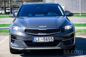 Pelēks Kia XCeed 2021 Rīga, ar dzinēja tilpumu 1.50 L un nobraukumu 125 tūkst. km par 15500 €, foto 3 vietnē AUTOMOTO.COM.LV
