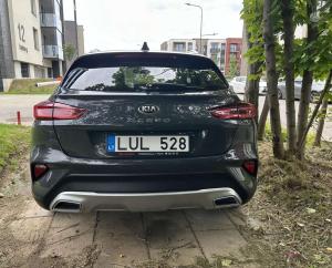 Grey Kia XCeed 2021 in Vilnius, with an engine capacity of 1.60 L and mileage of 88 thousand km for 15500 €, photo 7 on AUTOMOTO.COM.LV