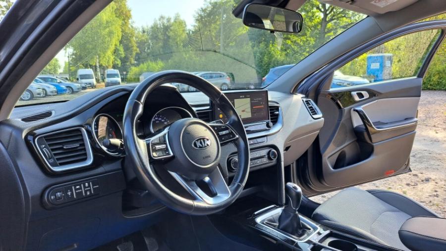 Серый Киа XCeed 2021 в Рига, объемом двигателя 1.60 л и пробегом 116 тыс. км за 15990 €, фото 5 на AUTOMOTO.COM.LV