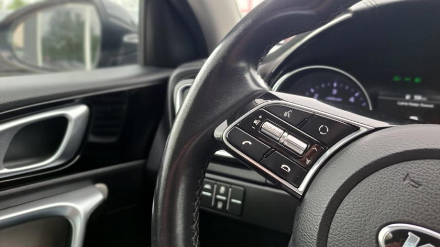 Серый Киа XCeed 2021 в Рига, объемом двигателя 1.60 л и пробегом 116 тыс. км за 15990 €, фото 76 на AUTOMOTO.COM.LV