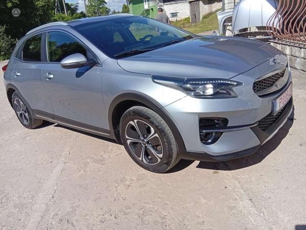 Pelēks Kia XCeed 2021 Kauņa, ar dzinēja tilpumu 1.60 L un nobraukumu 115 tūkst. km par 14900 €, foto 3 vietnē AUTOMOTO.COM.LV