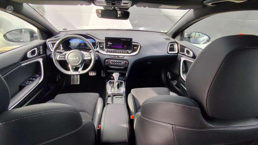 Pelēks Kia XCeed 2023 Kauņa, ar dzinēja tilpumu 1.60 L un nobraukumu 51 tūkst. km par 19950 €, foto 13 vietnē AUTOMOTO.COM.LV