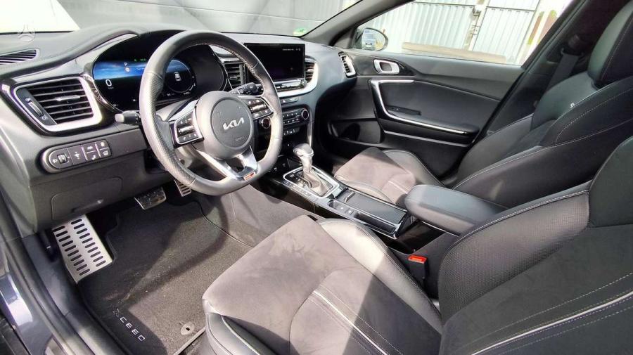 Pelēks Kia XCeed 2023 Kauņa, ar dzinēja tilpumu 1.60 L un nobraukumu 51 tūkst. km par 19950 €, foto 19 vietnē AUTOMOTO.COM.LV