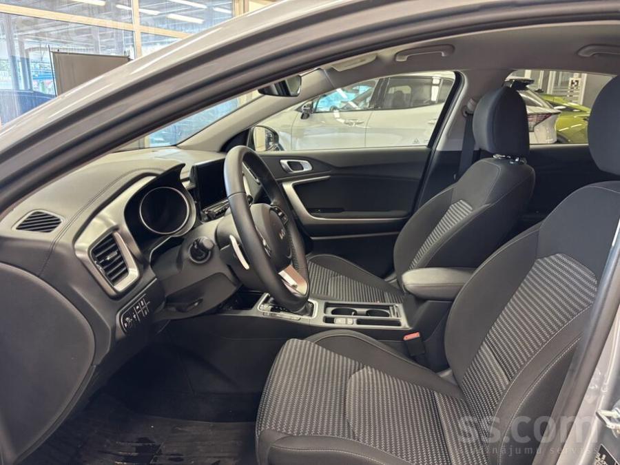 Grey Kia XCeed 2026 in Riga, with an engine capacity of 1.60 L and mileage of 6 thousand km for 24900 €, photo 9 on AUTOMOTO.COM.LV
