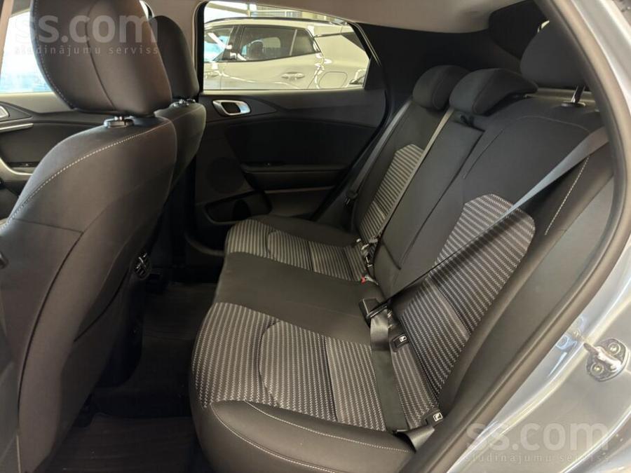 Grey Kia XCeed 2026 in Riga, with an engine capacity of 1.60 L and mileage of 6 thousand km for 24900 €, photo 27 on AUTOMOTO.COM.LV