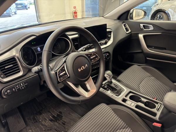 Pelēks Kia XCeed 2026 Rīga, ar dzinēja tilpumu 1.60 L un nobraukumu 6 tūkst. km par 2490000 €, foto 9 vietnē AUTOMOTO.COM.LV