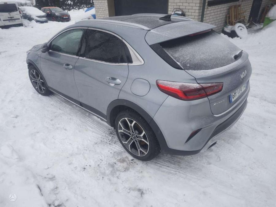 Pelēks Kia XCeed 2022 Telšiai, ar dzinēja tilpumu 1.60 L un nobraukumu 104 tūkst. km par 8300 €, foto 2 vietnē AUTOMOTO.COM.LV