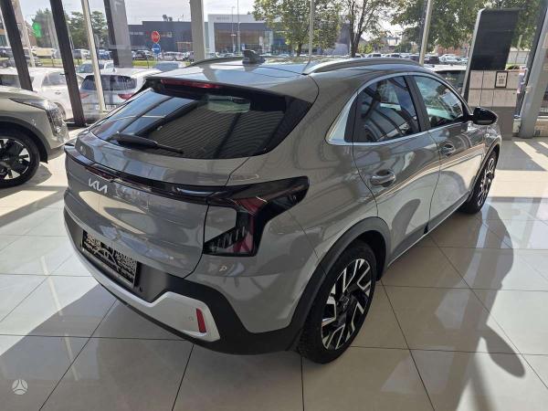 Pelēks Kia XCeed 2026 Kauņa, ar dzinēja tilpumu 1.60 L un nobraukumu 0 tūkst. km par 26490 €, foto 4 vietnē AUTOMOTO.COM.LV