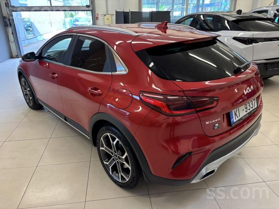 Красный Киа XCeed 2021 в Рига, объемом двигателя 1.50 л и пробегом 87 тыс. км за 15500 €, фото 4 на AUTOMOTO.COM.LV