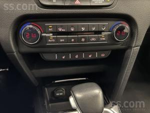 Красный Киа XCeed 2021 в Рига, объемом двигателя 1.50 л и пробегом 87 тыс. км за 15500 €, фото 23 на AUTOMOTO.COM.LV