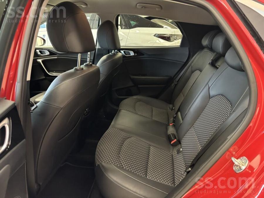 Красный Киа XCeed 2021 в Рига, объемом двигателя 1.50 л и пробегом 87 тыс. км за 15500 €, фото 25 на AUTOMOTO.COM.LV