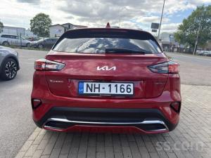 Red Kia XCeed 2023 in Jelgava, with an engine capacity of 1.50 L and mileage of 99 thousand km for 19000 €, photo 5 on AUTOMOTO.COM.LV