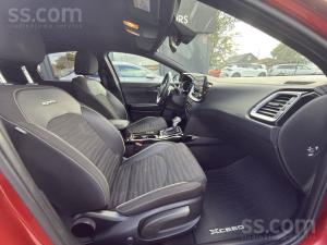 Red Kia XCeed 2023 in Jelgava, with an engine capacity of 1.50 L and mileage of 99 thousand km for 19000 €, photo 15 on AUTOMOTO.COM.LV