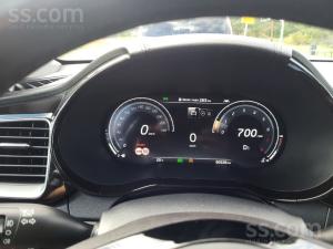 Red Kia XCeed 2019 in Riga, with an engine capacity of 1.60 L and mileage of 61 thousand km for 20200 €, photo 7 on AUTOMOTO.COM.LV
