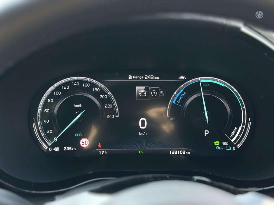 Красный Киа XCeed 2020 в Каунас, объемом двигателя 1.60 л и пробегом 138 тыс. км за 14950 €, фото 18 на AUTOMOTO.COM.LV