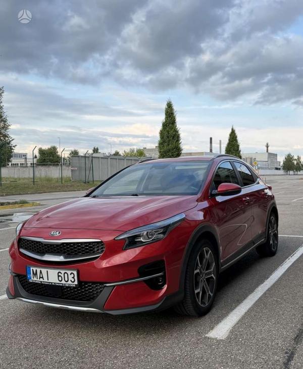 Красный Киа XCeed 2021 в Каунас, объемом двигателя 1.48 л и пробегом 64 тыс. км за 19500 €, фото 4 на AUTOMOTO.COM.LV