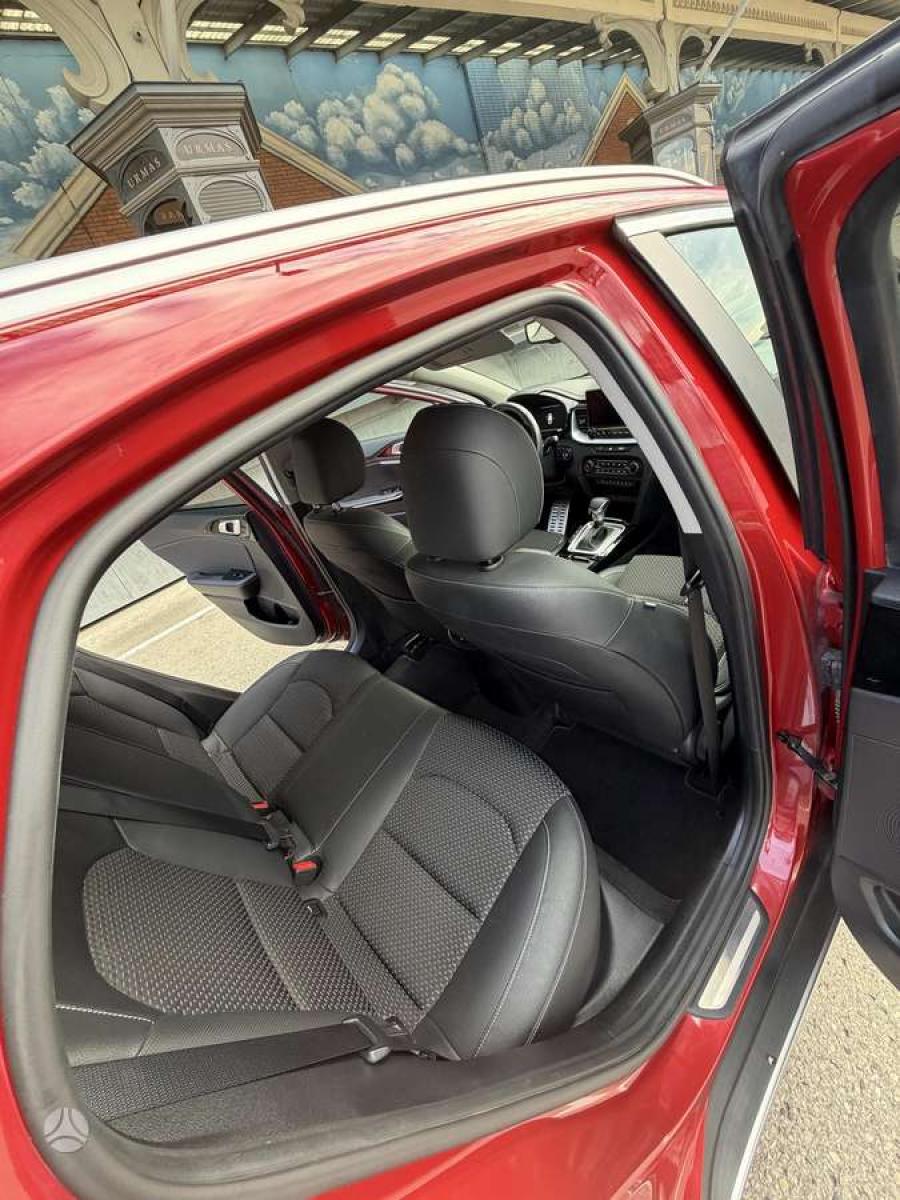 Red Kia XCeed 2021 in Kaunas, with an engine capacity of 1.48 L and mileage of 64 thousand km for 19500 €, photo 15 on AUTOMOTO.COM.LV