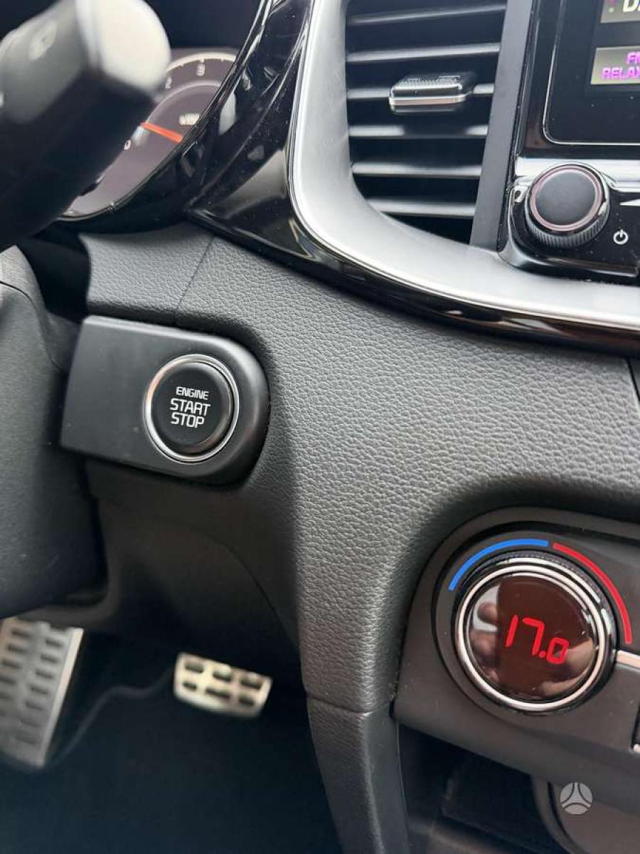 Red Kia XCeed 2021 in Kaunas, with an engine capacity of 1.48 L and mileage of 64 thousand km for 19500 €, photo 27 on AUTOMOTO.COM.LV