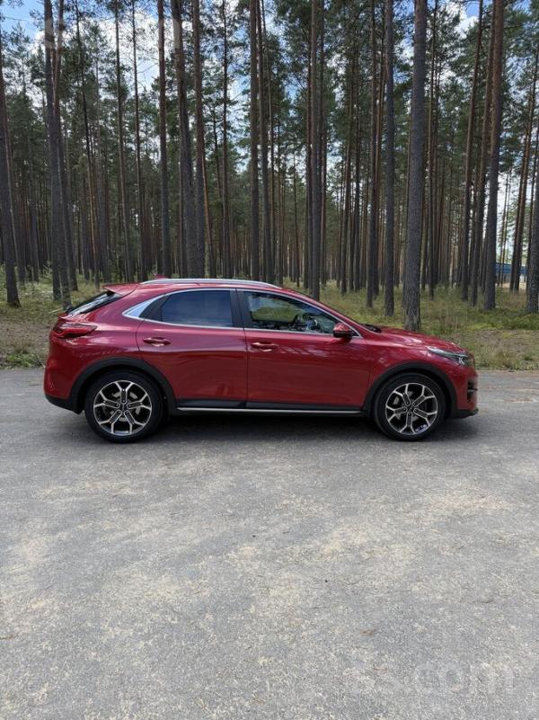 Красный Киа XCeed 2021 в Рига, объемом двигателя 1.50 л и пробегом 87 тыс. км за 14990 €, фото 3 на AUTOMOTO.COM.LV