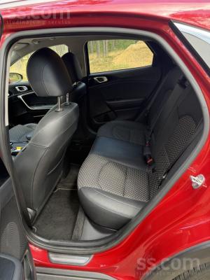 Sarkans Kia XCeed 2021 Rīga, ar dzinēja tilpumu 1.50 L un nobraukumu 87 tūkst. km par 14990 €, foto 9 vietnē AUTOMOTO.COM.LV