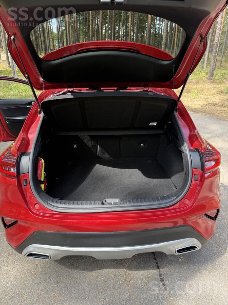 Sarkans Kia XCeed 2021 Rīga, ar dzinēja tilpumu 1.50 L un nobraukumu 87 tūkst. km par 14990 €, foto 16 vietnē AUTOMOTO.COM.LV