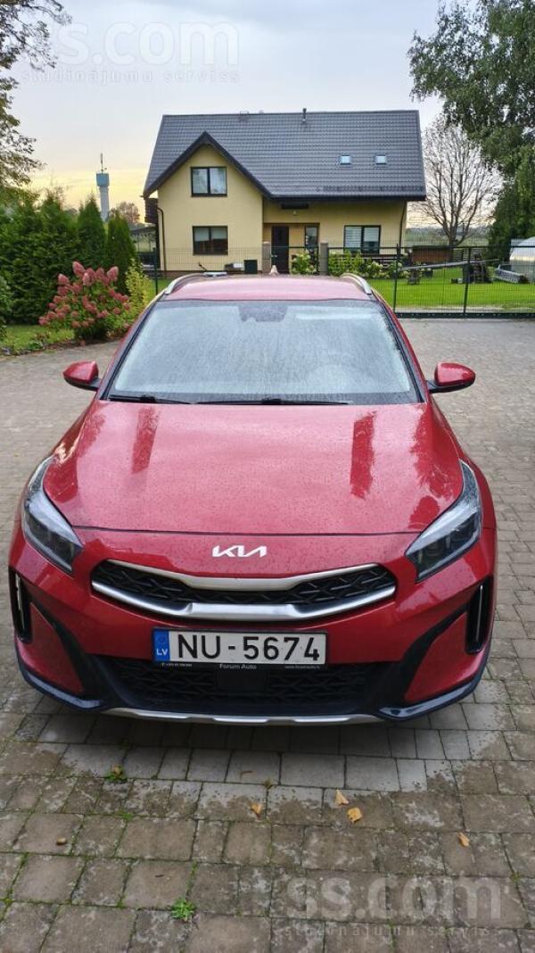 Красный Киа XCeed 2024 в Елгава, объемом двигателя 1.50 л и пробегом 45 тыс. км за 20200 €, фото 1 на AUTOMOTO.COM.LV