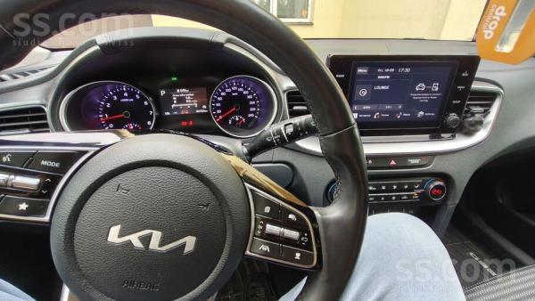 Красный Киа XCeed 2024 в Елгава, объемом двигателя 1.50 л и пробегом 45 тыс. км за 20200 €, фото 6 на AUTOMOTO.COM.LV