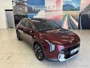 Sarkans Kia XCeed 2026 Rīga, ar dzinēja tilpumu 1.60 L un nobraukumu 4 tūkst. km par 25500 €, foto  vietnē AUTOMOTO.COM.LV