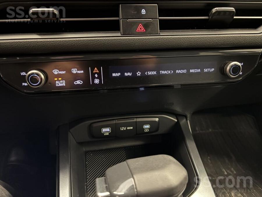 Sarkans Kia XCeed 2026 Rīga, ar dzinēja tilpumu 1.60 L un nobraukumu 4 tūkst. km par 25500 €, foto 23 vietnē AUTOMOTO.COM.LV