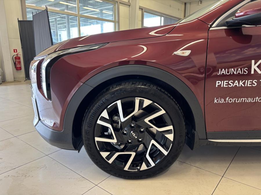Red Kia XCeed 2026 in Riga, with an engine capacity of 1.60 L and mileage of 4 thousand km for 25500 €, photo 6 on AUTOMOTO.COM.LV