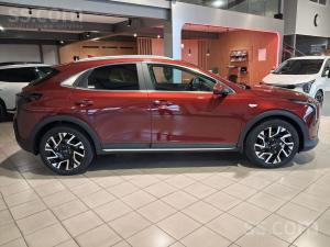 Красный Киа XCeed 2026 в Лиепая, объемом двигателя 1.60 л и пробегом 0 тыс. км за 26490 €, фото 5 на AUTOMOTO.COM.LV