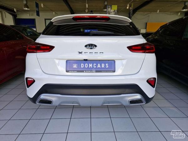 White Kia XCeed 2020 in Kaunas, with an engine capacity of 1.60 L and mileage of 93 thousand km for 23429 €, photo 6 on AUTOMOTO.COM.LV