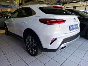 White Kia XCeed 2020 in Kaunas, with an engine capacity of 1.60 L and mileage of 93 thousand km for 23429 €, photo 7 on AUTOMOTO.COM.LV