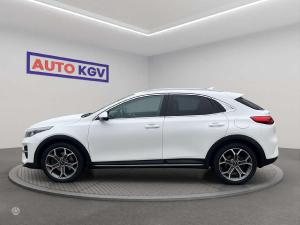 White Kia XCeed 2020 in Kaunas, with an engine capacity of 1.40 L and mileage of 87 thousand km for 18999 €, photo 2 on AUTOMOTO.COM.LV
