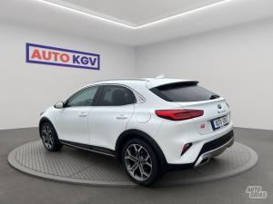 White Kia XCeed 2020 in Kaunas, with an engine capacity of 1.40 L and mileage of 87 thousand km for 18999 €, photo 3 on AUTOMOTO.COM.LV