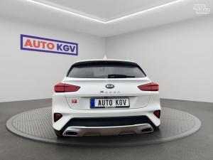 White Kia XCeed 2020 in Kaunas, with an engine capacity of 1.40 L and mileage of 87 thousand km for 18999 €, photo 4 on AUTOMOTO.COM.LV