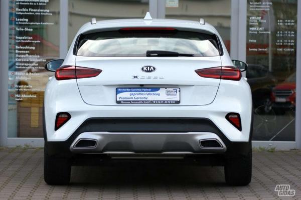 White Kia XCeed 2021 in Kaunas, with an engine capacity of 1.60 L and mileage of 50 thousand km for 23327 €, photo 6 on AUTOMOTO.COM.LV