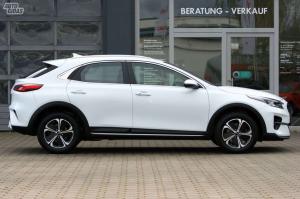 White Kia XCeed 2021 in Kaunas, with an engine capacity of 1.60 L and mileage of 50 thousand km for 23327 €, photo 7 on AUTOMOTO.COM.LV