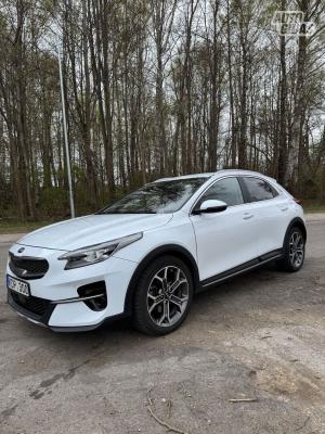 Balts Kia XCeed 2021 Viļņa, ar dzinēja tilpumu 1.60 L un nobraukumu 43 tūkst. km par 19000 €, foto  vietnē AUTOMOTO.COM.LV