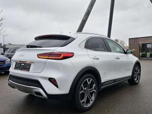 Balts Kia XCeed 2022 Viļņa, ar dzinēja tilpumu 1.58 L un nobraukumu 40 tūkst. km par 19500 €, foto 5 vietnē AUTOMOTO.COM.LV