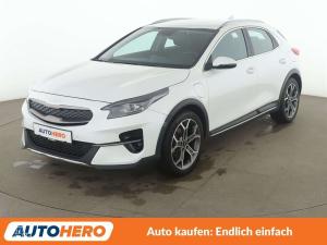 Balts Kia XCeed 2022 Kauņa, ar dzinēja tilpumu 1.60 L un nobraukumu 22 tūkst. km par 23935 €, foto  vietnē AUTOMOTO.COM.LV