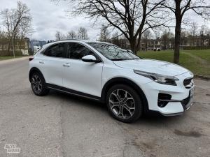 Белый Киа XCeed 2022 в Вильнюс, объемом двигателя 1.60 л и пробегом 43 тыс. км за 19000 €, фото 4 на AUTOMOTO.COM.LV