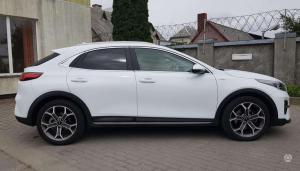 White Kia XCeed 2022 in Siauliai, with an engine capacity of 1.00 L and mileage of 180 thousand km for 11200 €, photo 6 on AUTOMOTO.COM.LV
