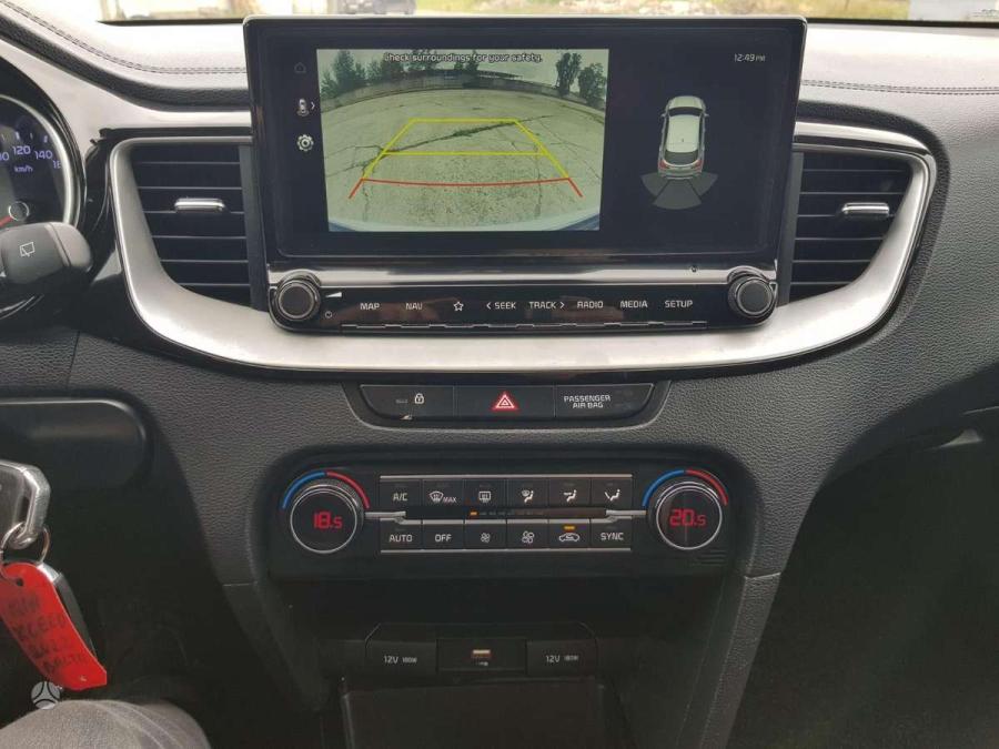 White Kia XCeed 2022 in Siauliai, with an engine capacity of 1.00 L and mileage of 180 thousand km for 11200 €, photo 15 on AUTOMOTO.COM.LV