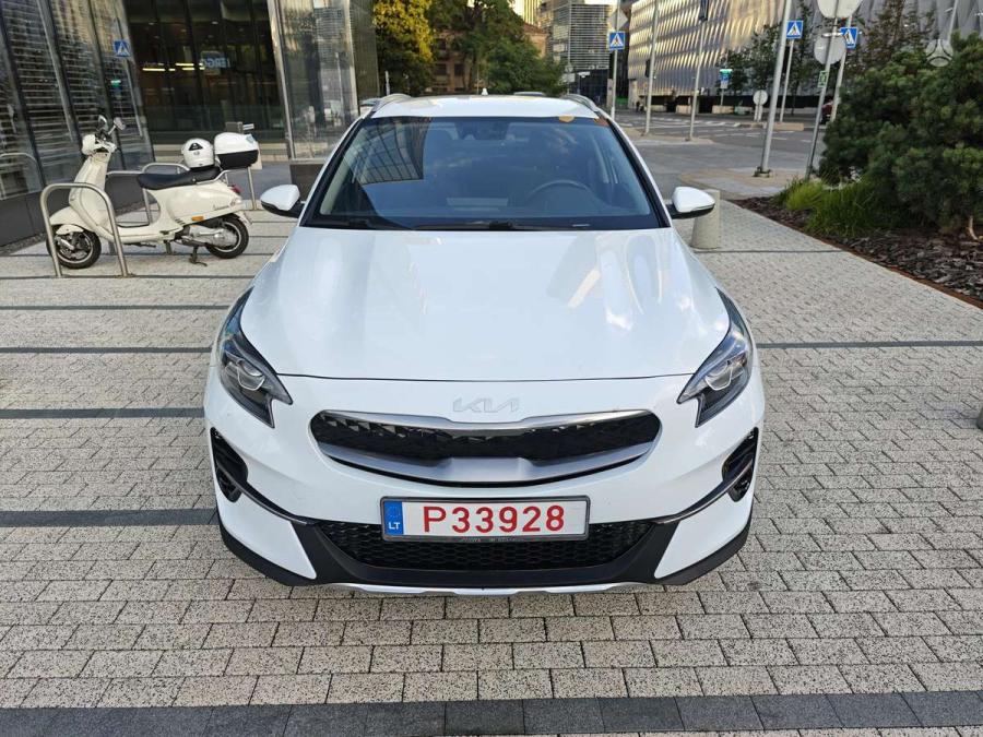 Белый Киа XCeed 2022 в Вильнюс, объемом двигателя 1.58 л и пробегом 63 тыс. км за 16200 €, фото 4 на AUTOMOTO.COM.LV