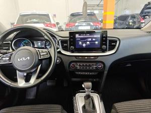 Белый Киа XCeed 2022 в Вильнюс, объемом двигателя 1.58 л и пробегом 63 тыс. км за 16200 €, фото 19 на AUTOMOTO.COM.LV