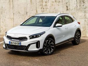 Белый Киа XCeed 2023 в Вильнюс, объемом двигателя 1.60 л и пробегом 184 тыс. км за 12900 €, фото  на AUTOMOTO.COM.LV